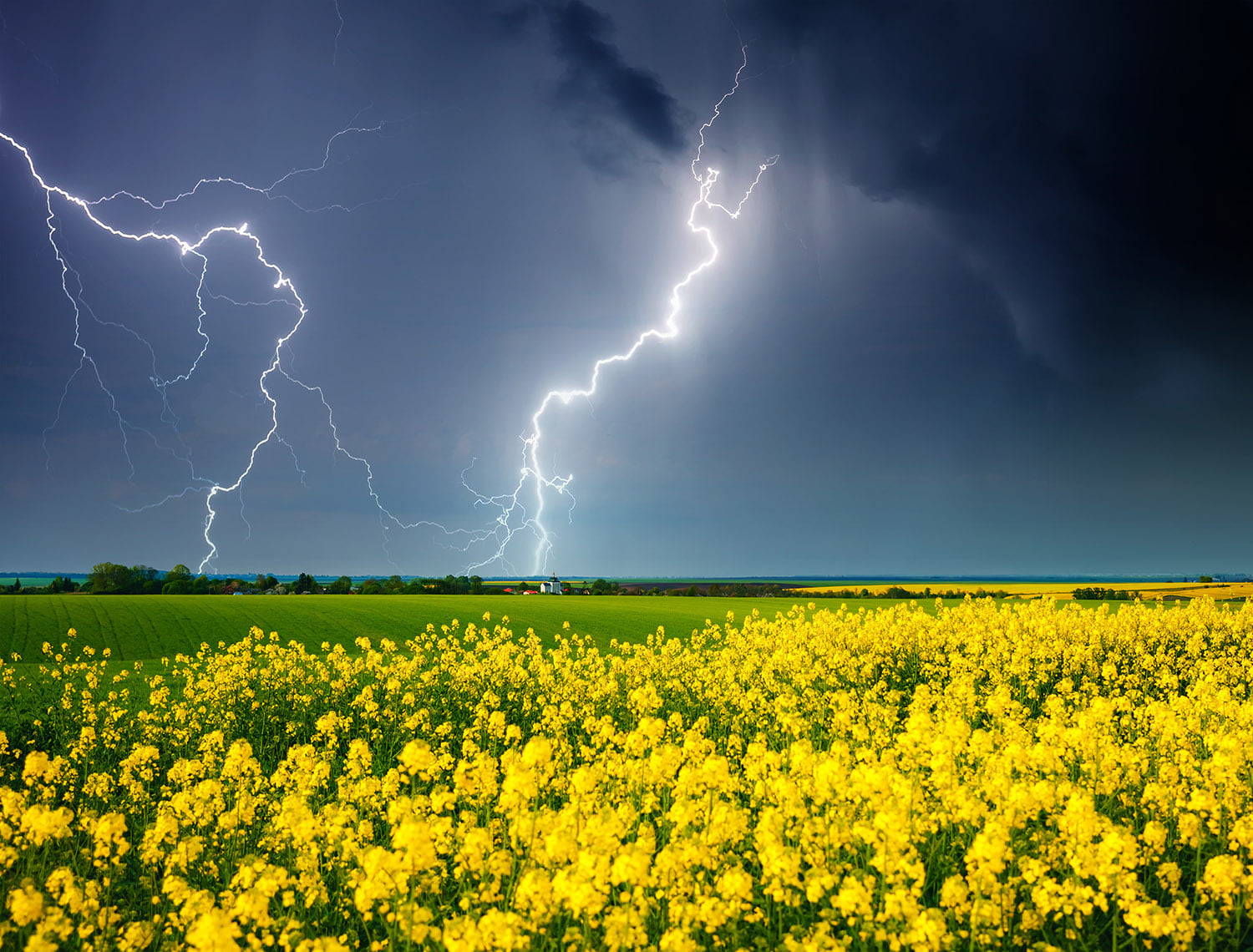 Prepare Your Natchitoches Home for Spring Storms | Axsom Air